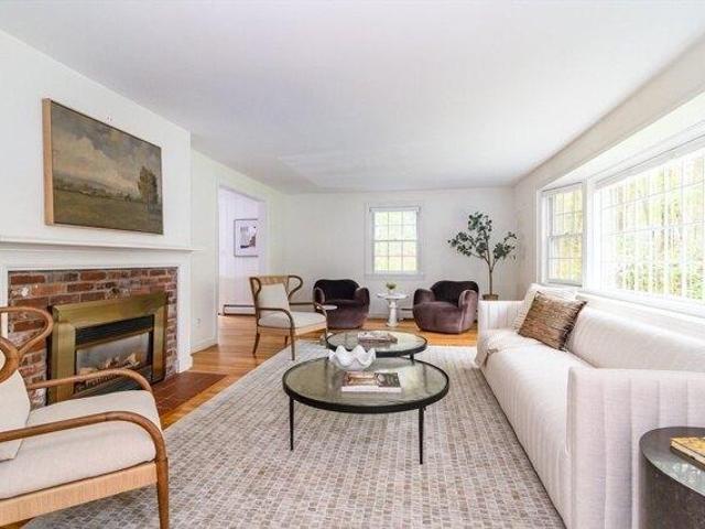 house with 4 bedroom, Wayland MA ES103249490