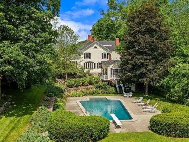 house with 4 bedroom, Wayland MA ES103437131