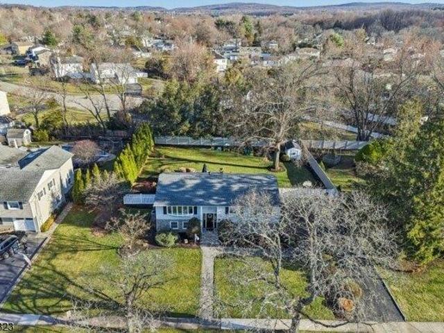 house with 4 bedroom, Wayne NJ DLS101748128