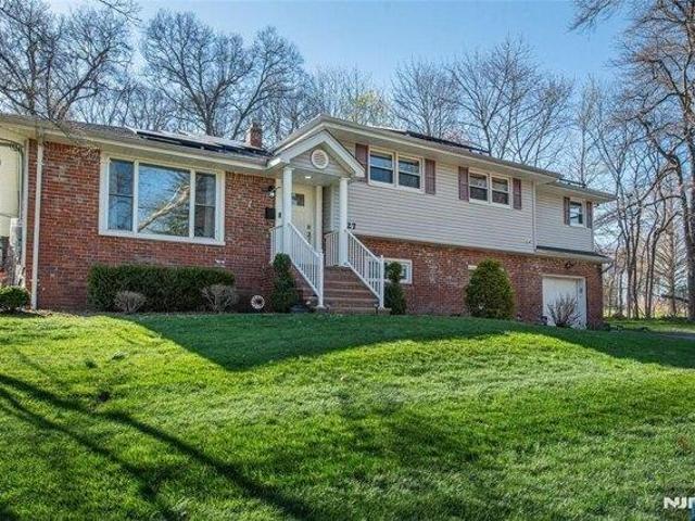 house with 4 bedroom, Wayne NJ DLS102026787