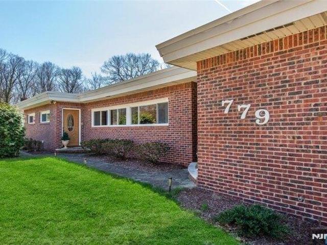 house with 4 bedroom, Wayne NJ DS102761800