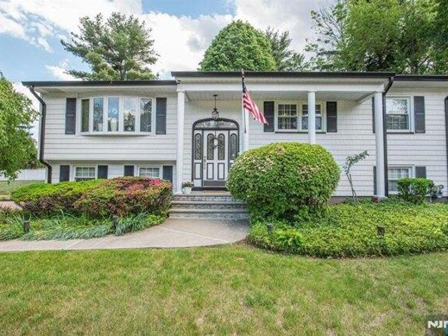 house with 4 bedroom, Wayne NJ DS102762911