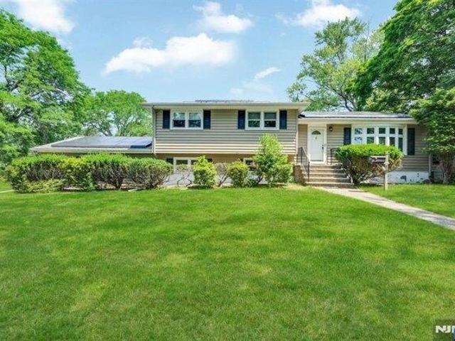 house with 4 bedroom, Wayne NJ DS104234018