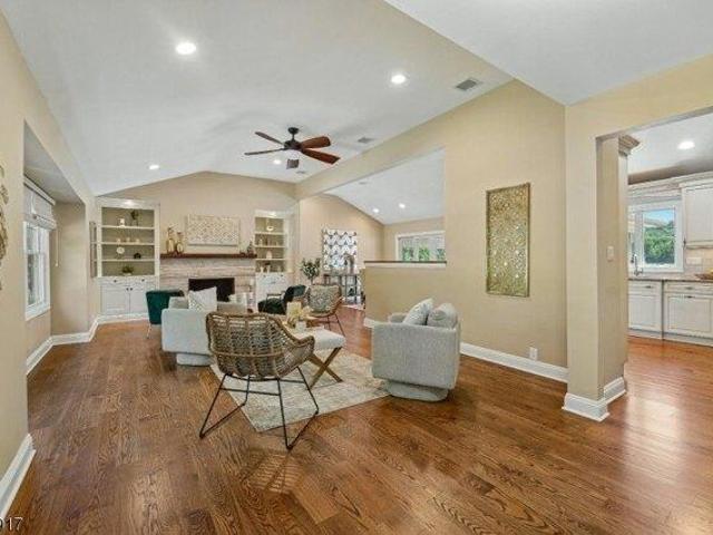 house with 4 bedroom, Wayne NJ ES104375515