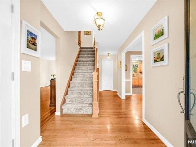 house with 4 bedroom, Wayne NJ ES104538892