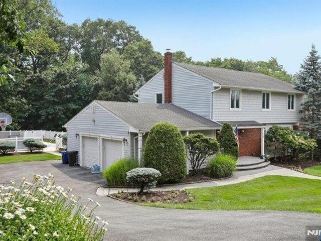 house with 4 bedroom, Wayne NJ ES104539711