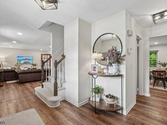 house with 4 bedroom, Wayne NJ ES104869394