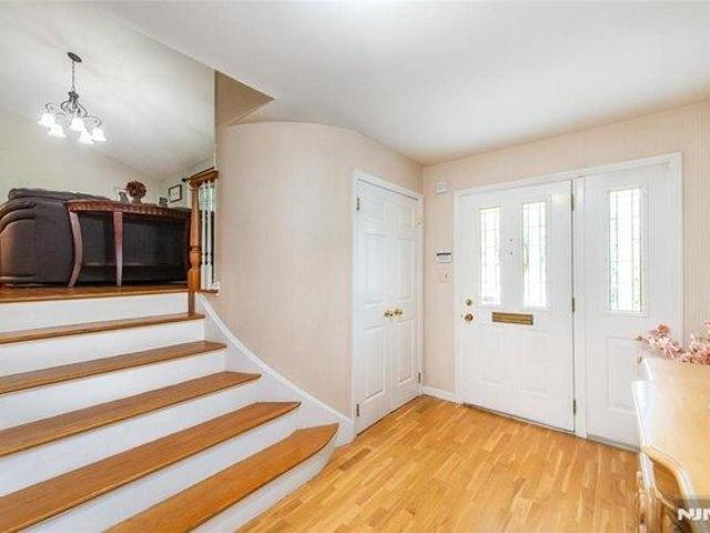 house with 4 bedroom, Wayne NJ ES104807332