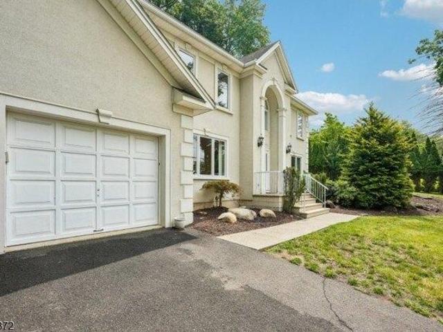 house with 4 bedroom, Wayne NJ ES104831363