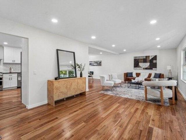 house with 4 bedroom, Wayne NJ ES104833954