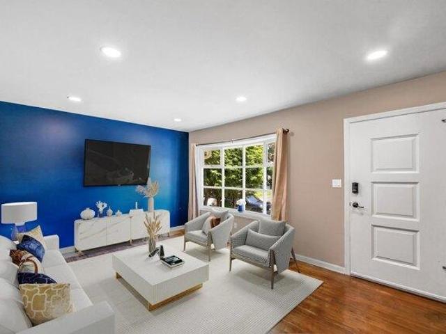 house with 4 bedroom, Wayne NJ ES104835397