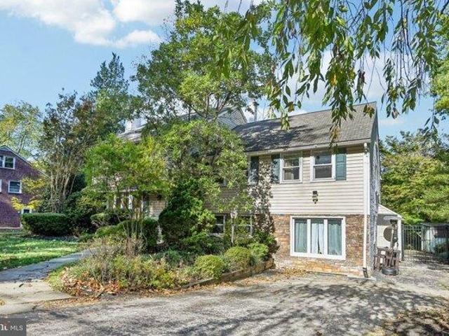 house with 4 bedroom, Wayne PA ES103501145