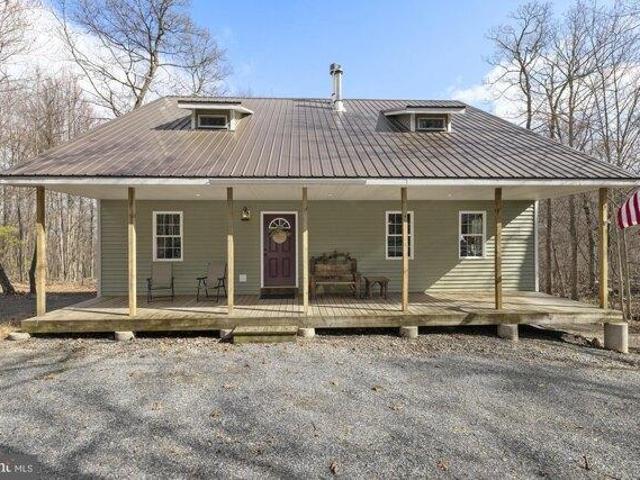 house with 4 bedroom, Waynesboro PA DLS91461627