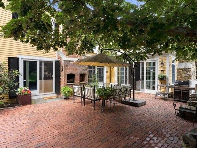 house with 4 bedroom, Wenham MA ES105231660