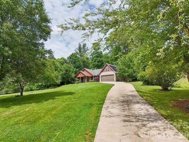 house with 4 bedroom, Weaverville NC ES104909076