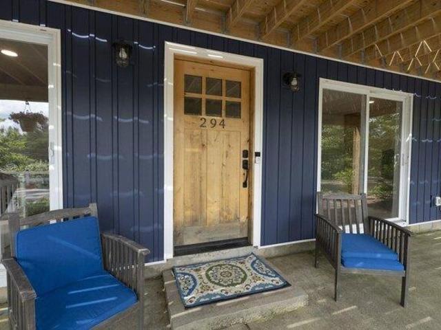 house with 4 bedroom, Weare NH DS104009328