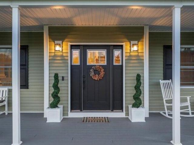 house with 4 bedroom, Weare NH ES103097473