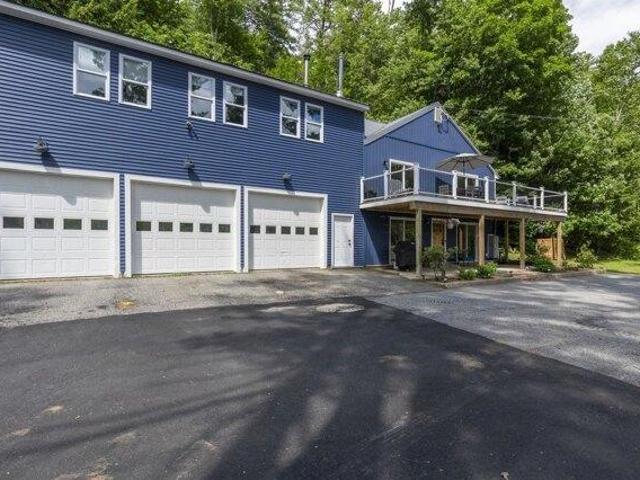 house with 4 bedroom, Weare NH ES104331826