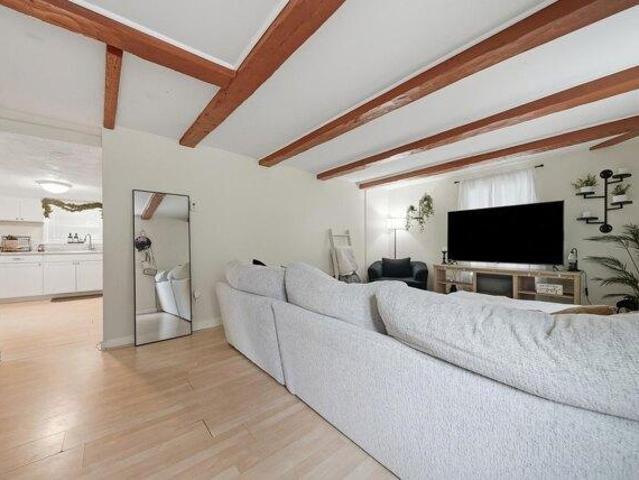 house with 4 bedroom, Weare NH ES105191923