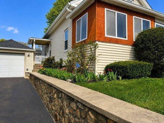 house with 4 bedroom, Webster MA DS103849030