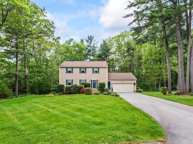 house with 4 bedroom, Webster MA ES103222026