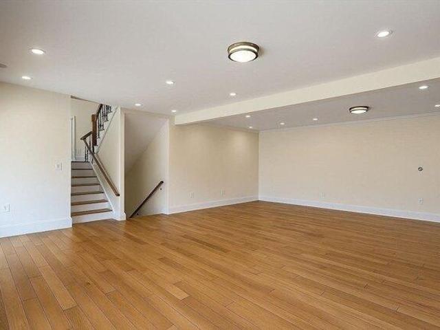 house with 4 bedroom, Webster MA ES103709974