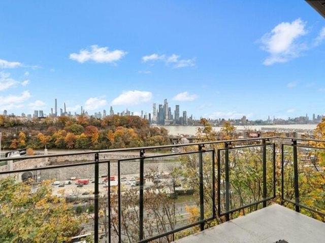 house with 4 bedroom, Weehawken NJ DS102213127