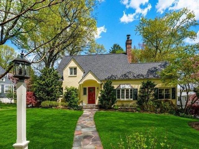 house with 4 bedroom, Wellesley MA DS102212586