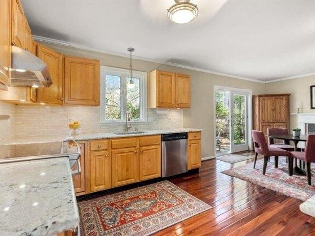 house with 4 bedroom, Wellesley MA DS102342865