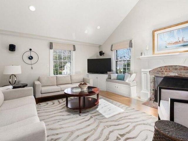 house with 4 bedroom, Wellesley MA ES103808808