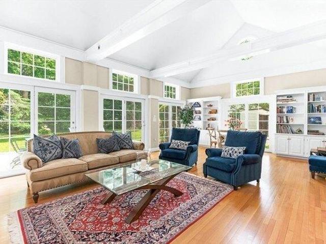 house with 4 bedroom, Wellesley MA ES103019047