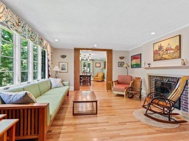house with 4 bedroom, Wellesley MA ES105082262