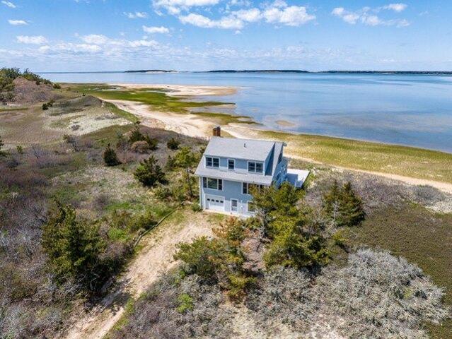 house with 4 bedroom, Wellfleet MA DS102317652