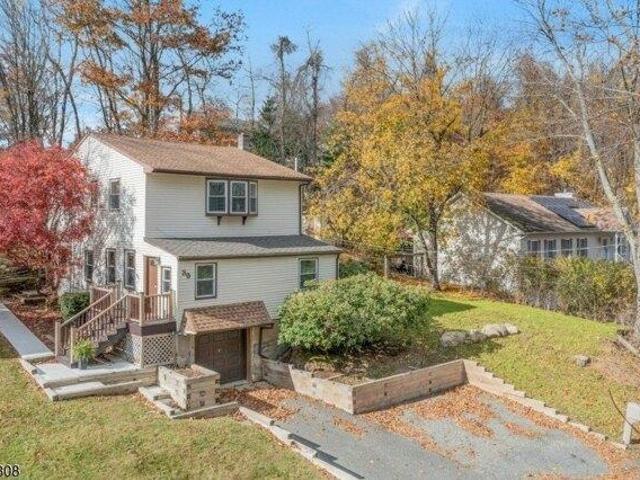 house with 4 bedroom, West Milford NJ DLS102778341