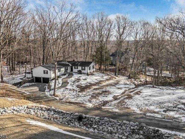house with 4 bedroom, West Milford NJ DS89051771