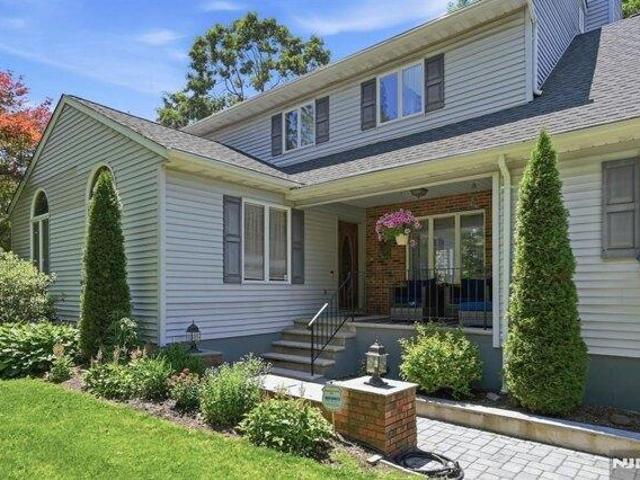 house with 4 bedroom, West Milford NJ ES104604738