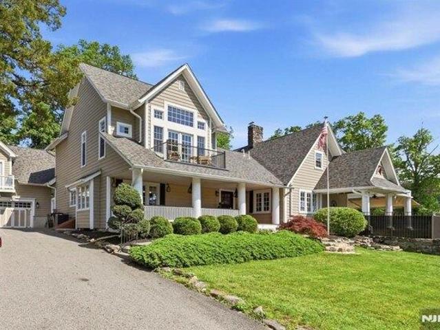 house with 4 bedroom, West Milford NJ ES104761412