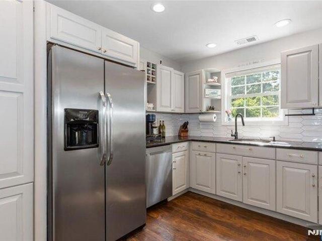 house with 4 bedroom, West Milford NJ ES104234436