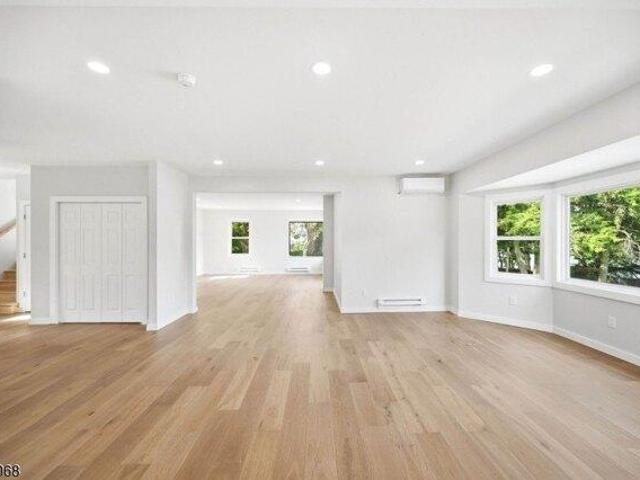 house with 4 bedroom, West Milford NJ ES105160173