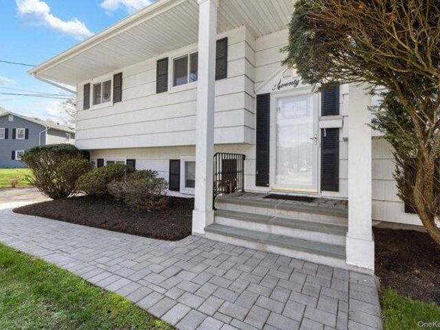 house with 4 bedroom, West Nyack NY DLS101746923