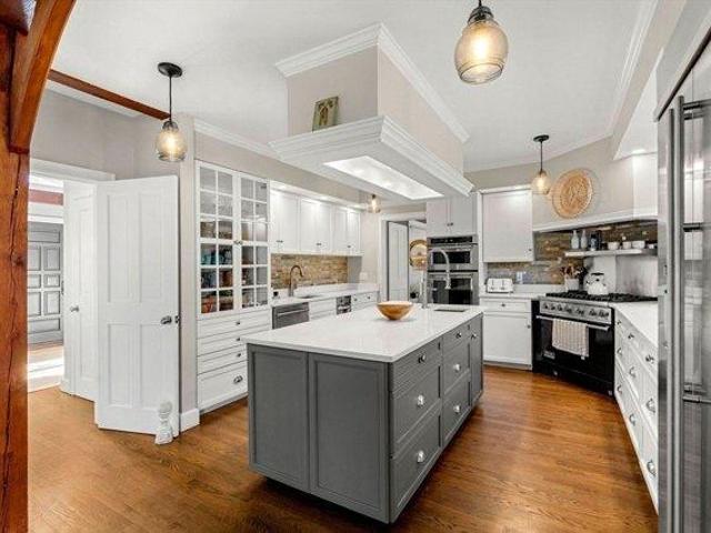 house with 4 bedroom, West Newbury MA DLS102859865