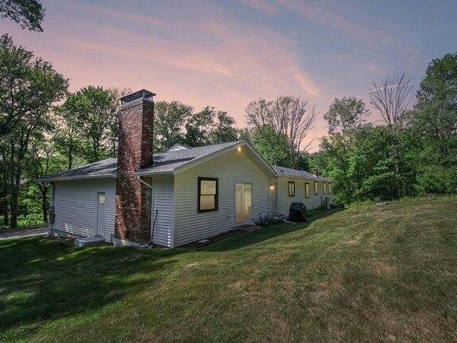 house with 4 bedroom, West Newbury MA DS104152647