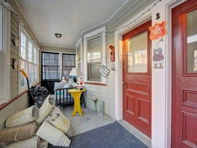 house with 4 bedroom, West Orange NJ DLS101781706