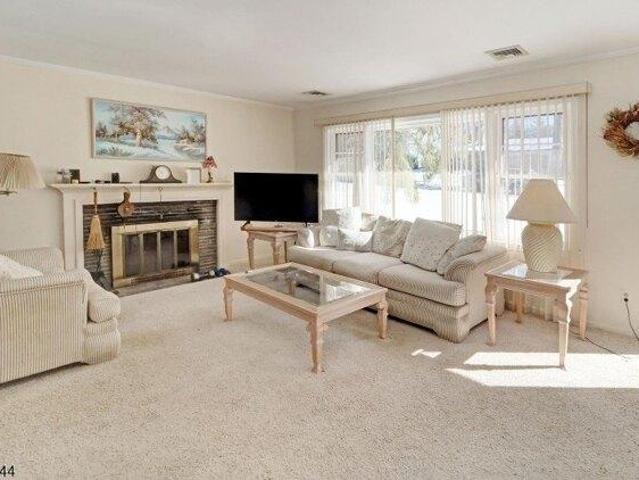 house with 4 bedroom, West Orange NJ DLS102029904
