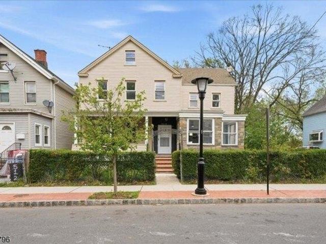 house with 4 bedroom, West Orange NJ DS102595519