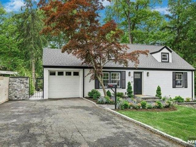 house with 4 bedroom, West Orange NJ DS102762869