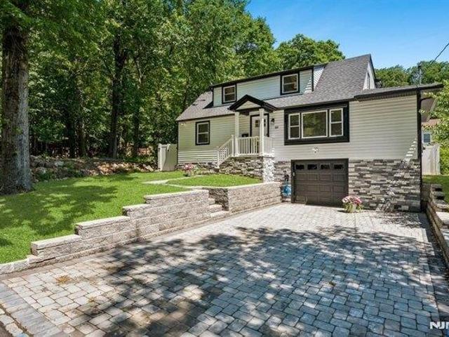 house with 4 bedroom, West Orange NJ DS103605164