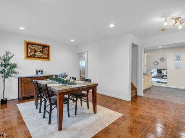 house with 4 bedroom, West Orange NJ DS104187875