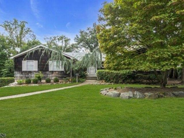 house with 4 bedroom, West Orange NJ DS104188679