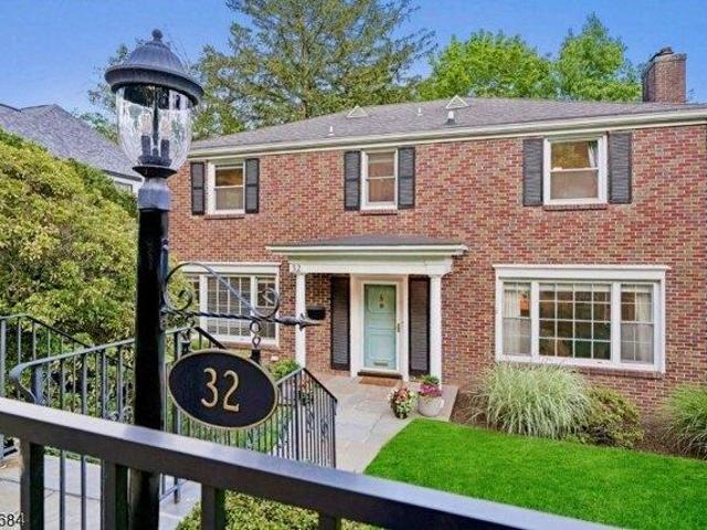 house with 4 bedroom, West Orange NJ DS104189164